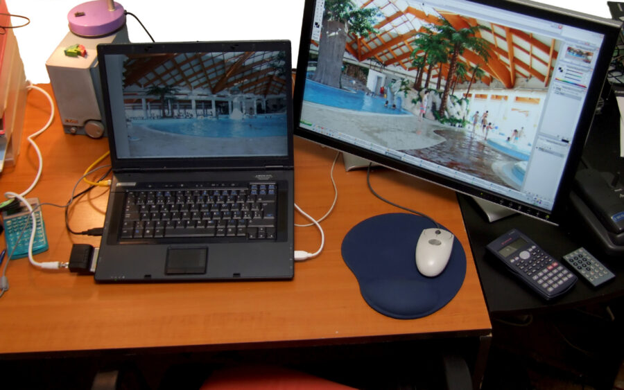 5 Benefits of Using Dual monitors for remote working - Cubit Tech